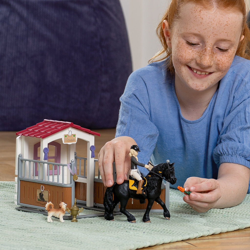 Horse Box with HORSE CLUB Tori & Princess 42437 HORSE CLUB | schleich