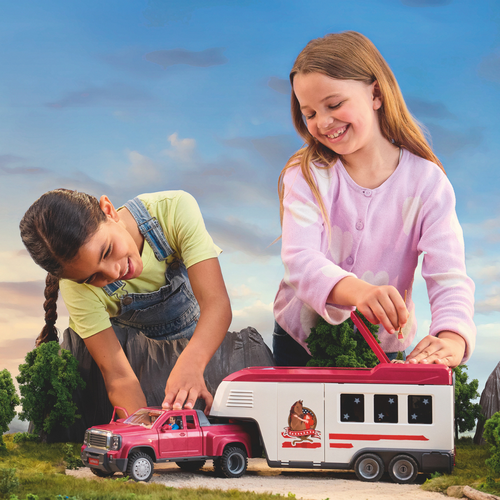 Figurines and Playsets | schleich®